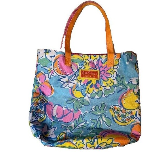 Lilly Pulitzer/Estee Lauder | Bags | Lilly Pulitzerestee Lauder Collab ...